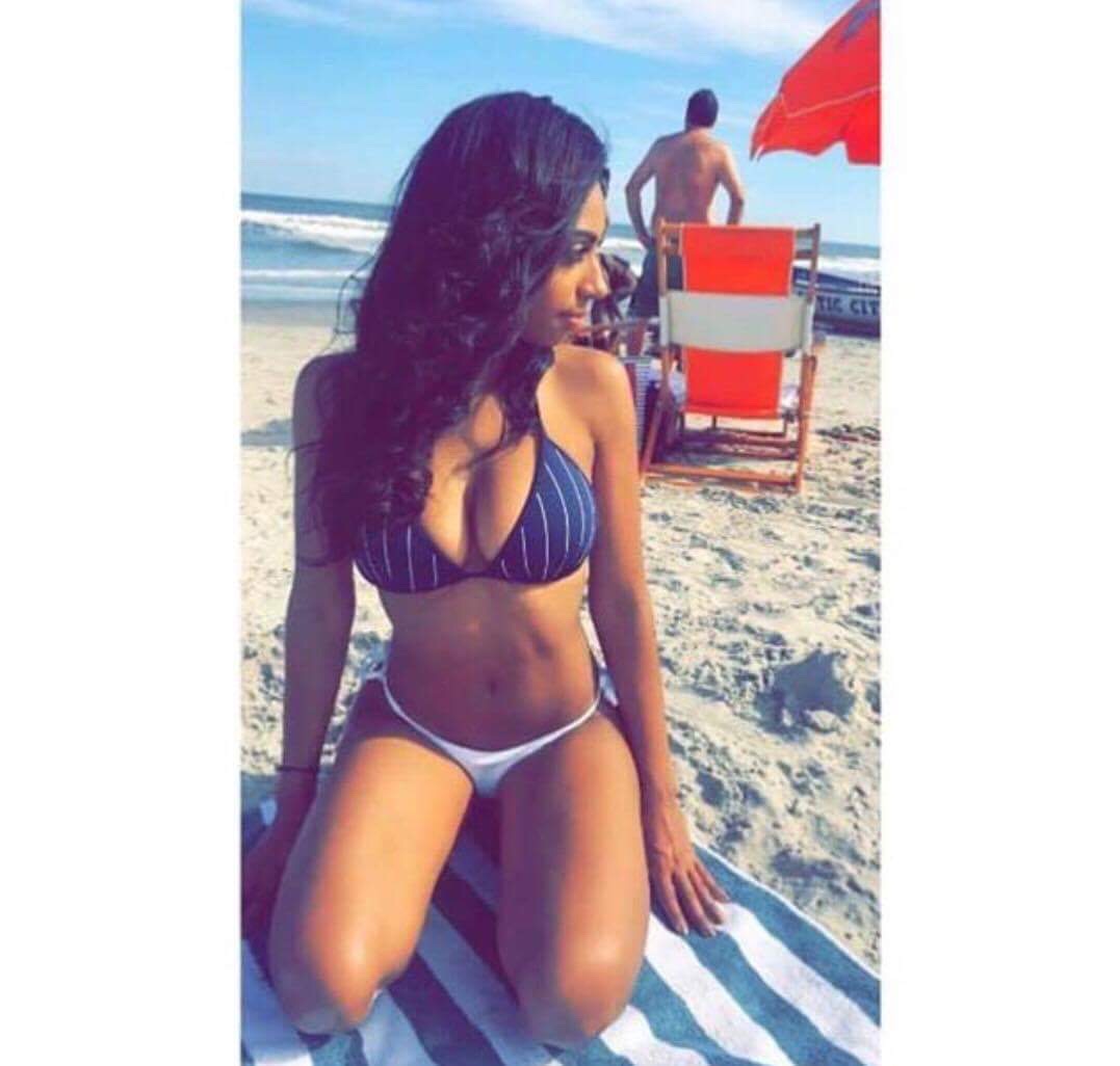 Kimberly Lansing Bikini 3622